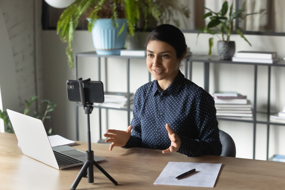 Mastering the Video Sales Letter (VSL): Acquire Clients in Bunches Mastering the Video Sales Letter (VSL): Acquire Clients in Bunches